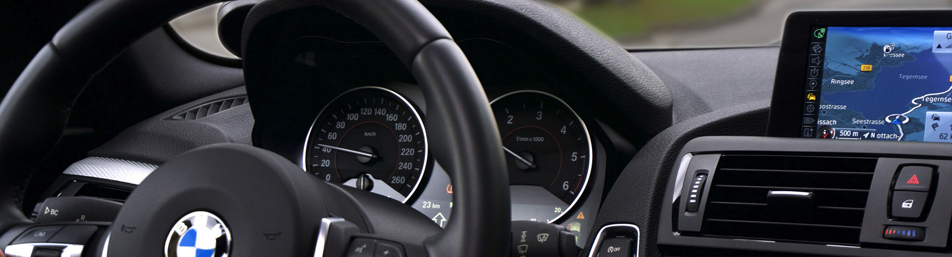 BMW cockpit – Autoelektroinstalace.cz